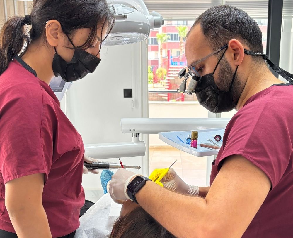 Healthy Smiles with Mahmutlar Dentist Tolga Torun